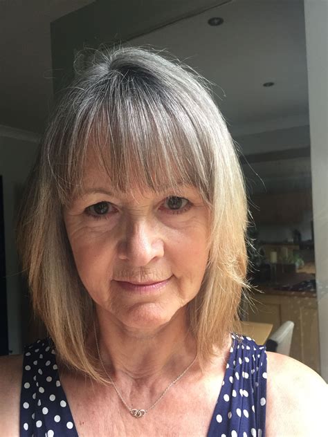 Cute Gym Outfits Hello Dear Facials Grey Hair Woman Face Sixties