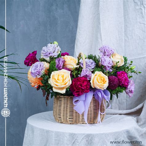 Цэцэгт мэндчилгээ Цэцэг хүргэлт