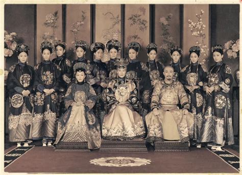 《如懿传》曝复古版海报 周迅董洁李沁等出镜 搜狐大视野 搜狐新闻