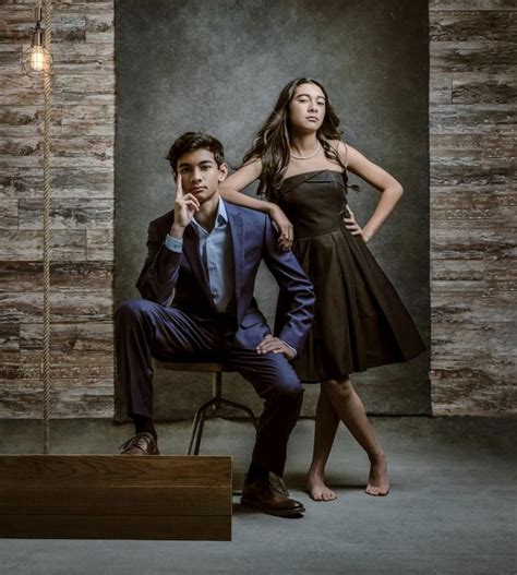 Older Sibling Photography