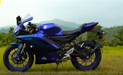 Yamaha Mt 15 V2 अपने दमदार फीचर्स और धांसू स्टाइल से सबको हिला दिया कीमत है बस इतनी और जाने