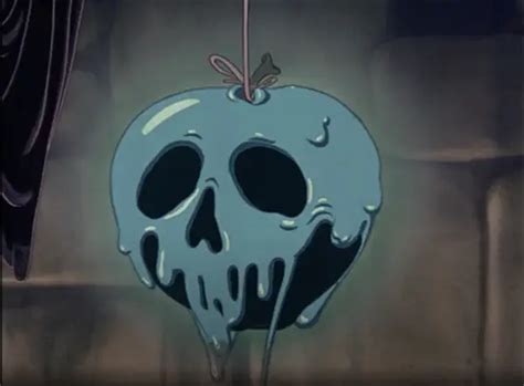 Snow White And The Seven Dwarfs Poisoned Apple