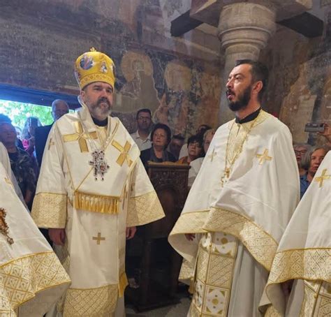 ФОТО Света Архиерејска Литургија Положување на ризата на Пресвета Богородица Манастир Света