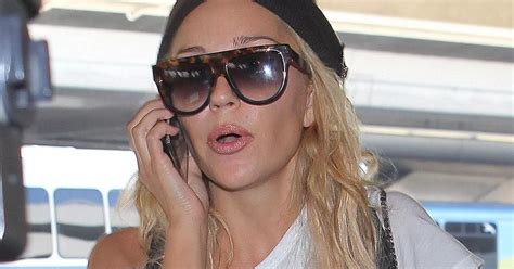 Amanda Bynes Struggling To Adjust In Rehab After Being Hospitalised