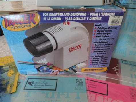 Tracer Projector And Stencils