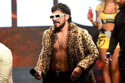 Model Claims She F Ed Dillon Danis In Threesome Before His Fight With Logan Paul Daily Star