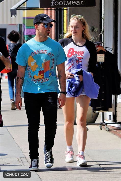 Joe Jonas Is Grabbing Himself A Handful Of Sophie Turner As The Lovebirds Head Out To Studio