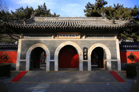 潭柘寺全景 潭柘寺航拍 伤感说说吧