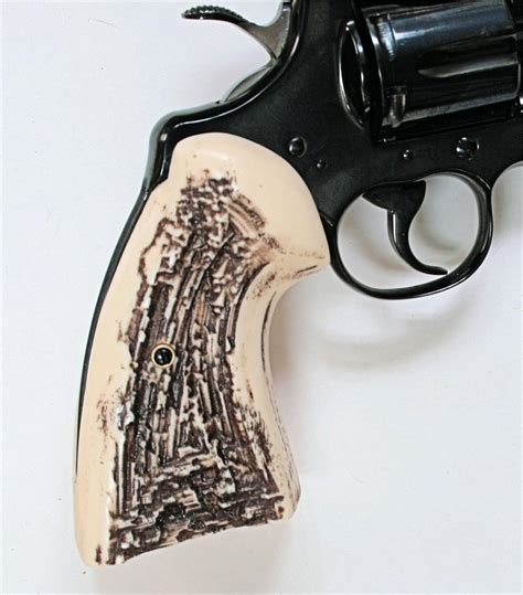 Colt Python Target Wrap Around Stag Like Grips