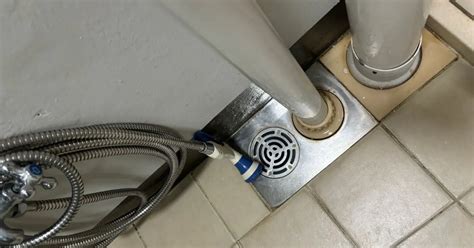 날씨도 좋지않은 상황에서 정말 구석구석 꼼꼼하게 일을 마무리해주시고 고객의 여러가지 부탁에도 싫은표정 안해주고 끝까지 잘 해주셔서 너무나도 감사했습니다 숨고 숨은고수