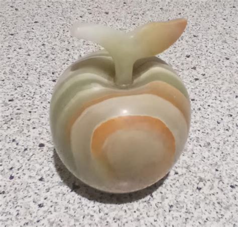 Статуетка онікс яблуко — ціна 250 грн у каталозі Статуетки Купити товари для дому та побуту за