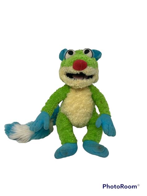 Bear In The Big Blue House Treelo Wallpapers Wallpaper Cave