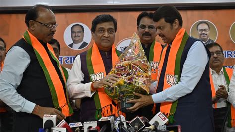 Ashok Chavan Joins Bjp Likely To File Nomination For Rajya Sabha Tomorrow India News
