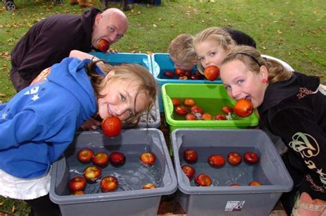 Town On Top Of The World With Double Apple Bobbing Record