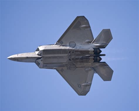 F22 Bottom The F 22 Putting On An Awesome Display During T… Flickr