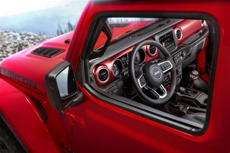 2018 Jeep Wrangler Jl Interior Revealed With Colorful Trim And Larger