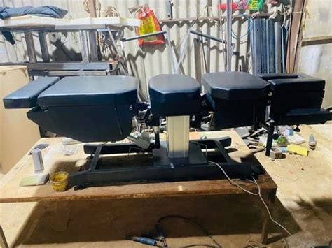 Automatic Decompression 3 Drop Treatment Table At ₹ 160000 Piece Meerut Id 2856217110030