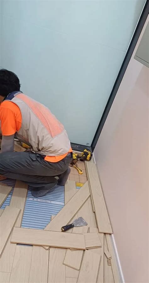 정말 꼼꼼하시고 진행하다가 어떤점 나오시면 다 공유하시고 이렇게 하면 이런장단점이 있고 이런식으로 하면 이런장단점이 있다 등등완전 세심하게 공사마무리까지 최고였습니다