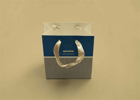 Free Golden Goodie Bag Mockup