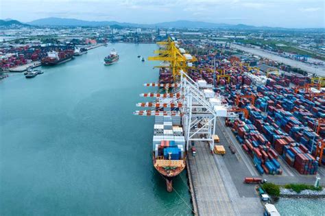 영국 항구 영국 도착 예정 시간