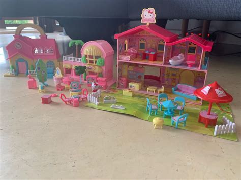 Hello Kitty Miniature House Hobbies And Toys Toys And Games On Carousell