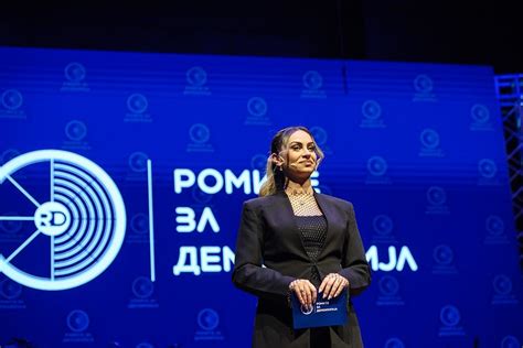 Ромите за демократија Членови на партијата СДСМ им се заканувале на Роми набљудувачи