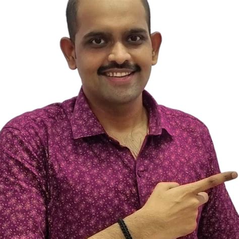 Nilesh On Reels Lata Mangeshkar · Zindagi Har Kadam Ek Nai Jung Hai