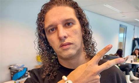 Ali B Aan De Kant Gezet Door Zijn Vrouw