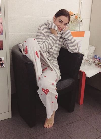 Jasmijn Van Hoofs Feet