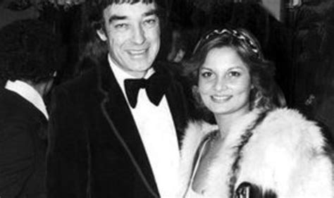 Francoise Pascal I Was The Sitcom Star Men Adored Until Drugs Destroyed Me Express