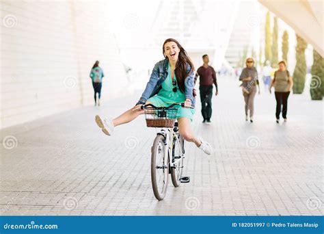 Young Girl Spreading Her Legs Wide Open Telegraph