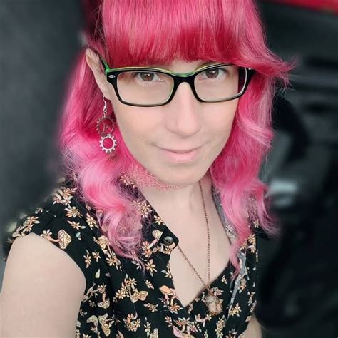 Mistyvicious Threads Say More