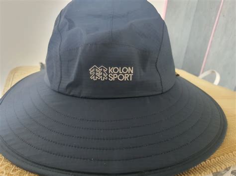 둥근모자곤색 당근 중고거래