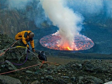世界上最大的熔岩湖——尼拉贡戈火山坑巴拉排行榜