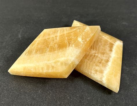 Orange Kalcit Romb Form