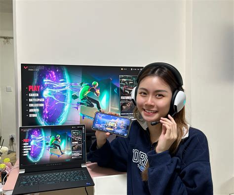 Powering Up My Gaming With Alienwares Tri Mode Wireless Gaming Headset X14 Laptop And Dell 32