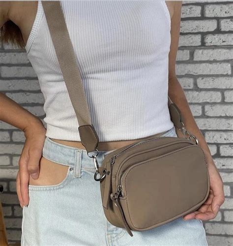 Крос боді жіноча — ціна 599 грн у каталозі Крос боді Купити аксесуари за доступною ціною на Шафі