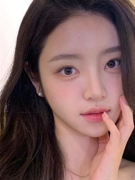 5 Easy Steps On How To Create The Perfect Korean Eyeliner Look