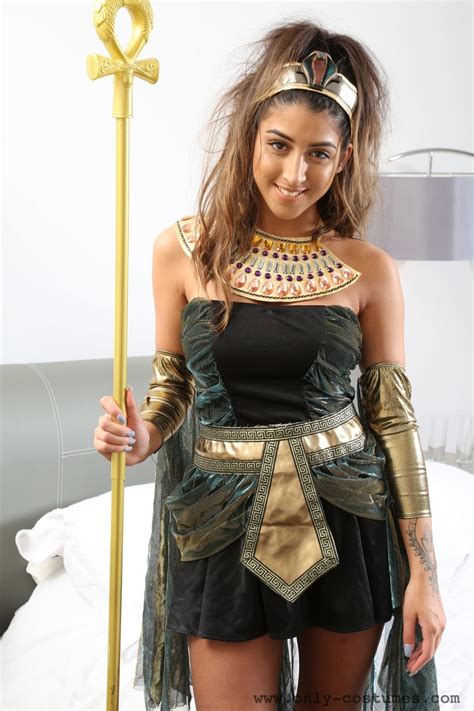 Alexa Campbell Wallpics Net Wallpapers Photos Pictures Backgrounds