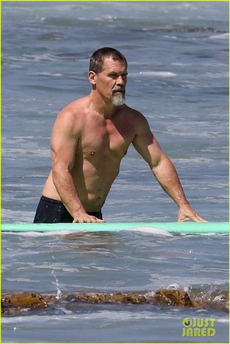 Josh Brolin Looks Hot While Surfing Shirtless In Malibu Photo Josh Brolin Shirtless