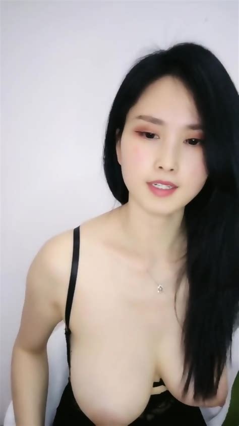 布拉拉香蕉 22 Eporner