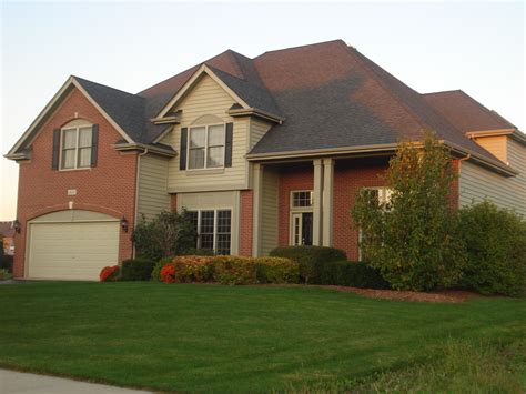 Home Des Moines Seamless Gutters Seamless Gutters And Leaf Protection