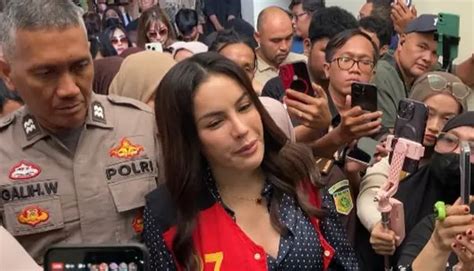 Ini Lho Artis Artis Yang Suka Pakai Sex Toys Showbiz Liputan Com