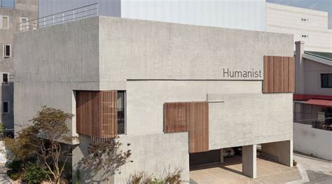 그책 루스 영의 이야기는 계속해서 이어졌다 대부분의 사람들은 살면서 위험을 감수하려 하지 않아요 그저 가만히 앉아서 살아갈 뿐이죠 그런데 쳇 베이커는 그걸