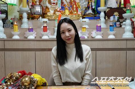 [단독] 미녀 개그우먼 김주연 무속인 됐다 반신마비 신내림 받았죠 인터뷰