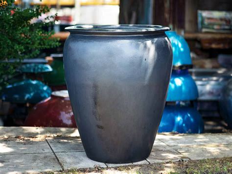 Buy Smooth Finished Urn Planter Set Of 2 Plantatorem