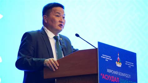 Ж Сүхбаатар Энэ жил 1000 айлын хашааг моджуулах бол ирэх жил 2000 айлын хашаанд мод тарихыг