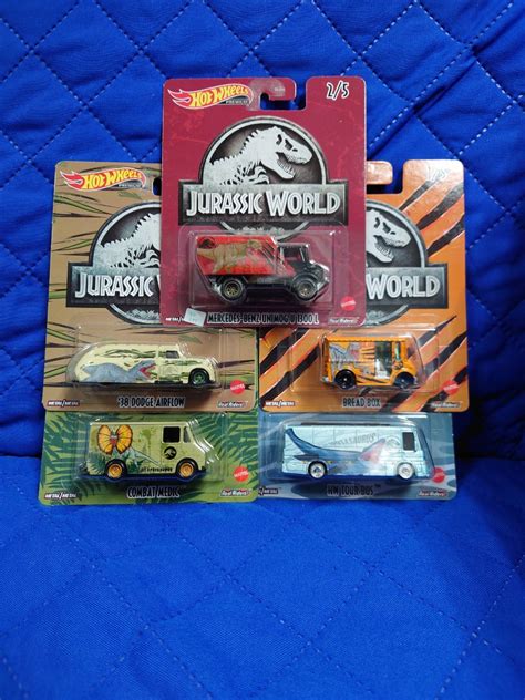 Hot Wheels Jurassic World Hobbies And Toys Toys And Games On Carousell