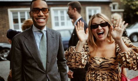 Mickey Down Writer Biography Birthday Wife And Net Worth