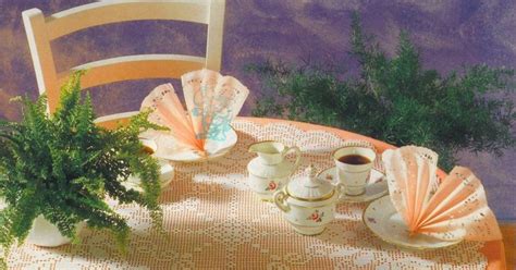 Вязана гачком кругла серветка з трояндами Crochet Doily Diagram